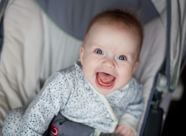Babies Born With Teeth | 5 Rare Causes of Early Natal Tooth