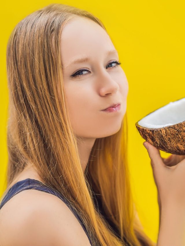 4 Tips for Dental Health & a Bright Smile through Oil Pulling